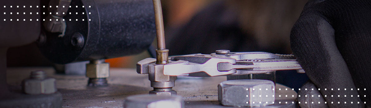 Ingersoll Rand P100–P185 Models: How to Clean the Scavenge Line